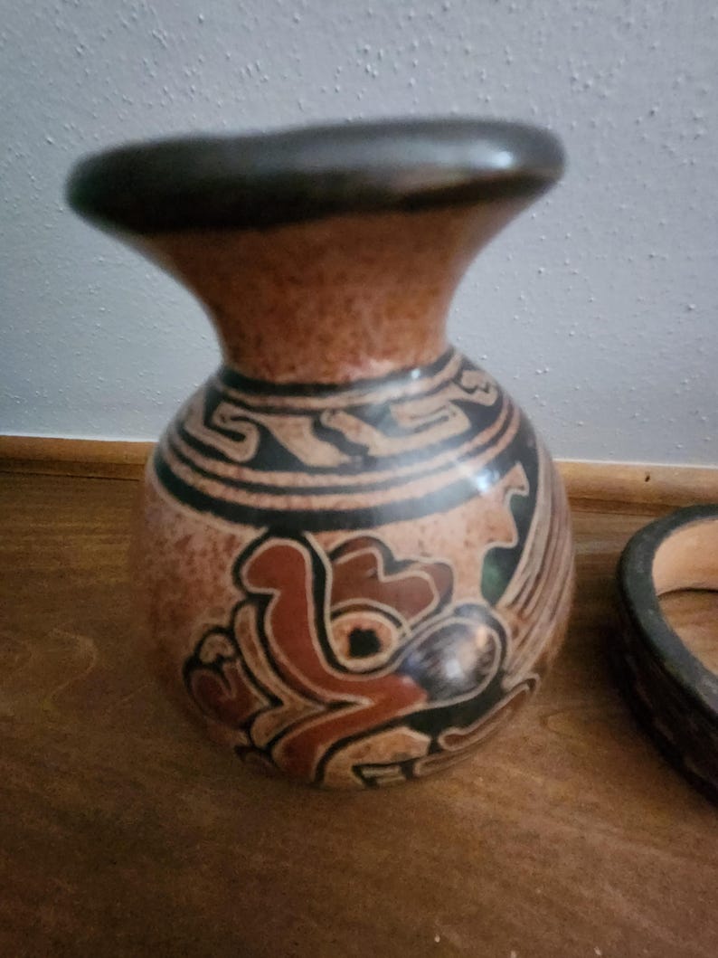 Costa Rican Pottery With Stand - Etsy