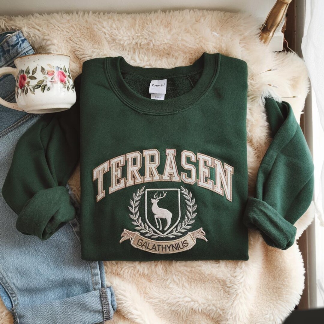 Embroidered Terrasen Sweatshirt, Terrasen Sweater, Throne of Glass ...