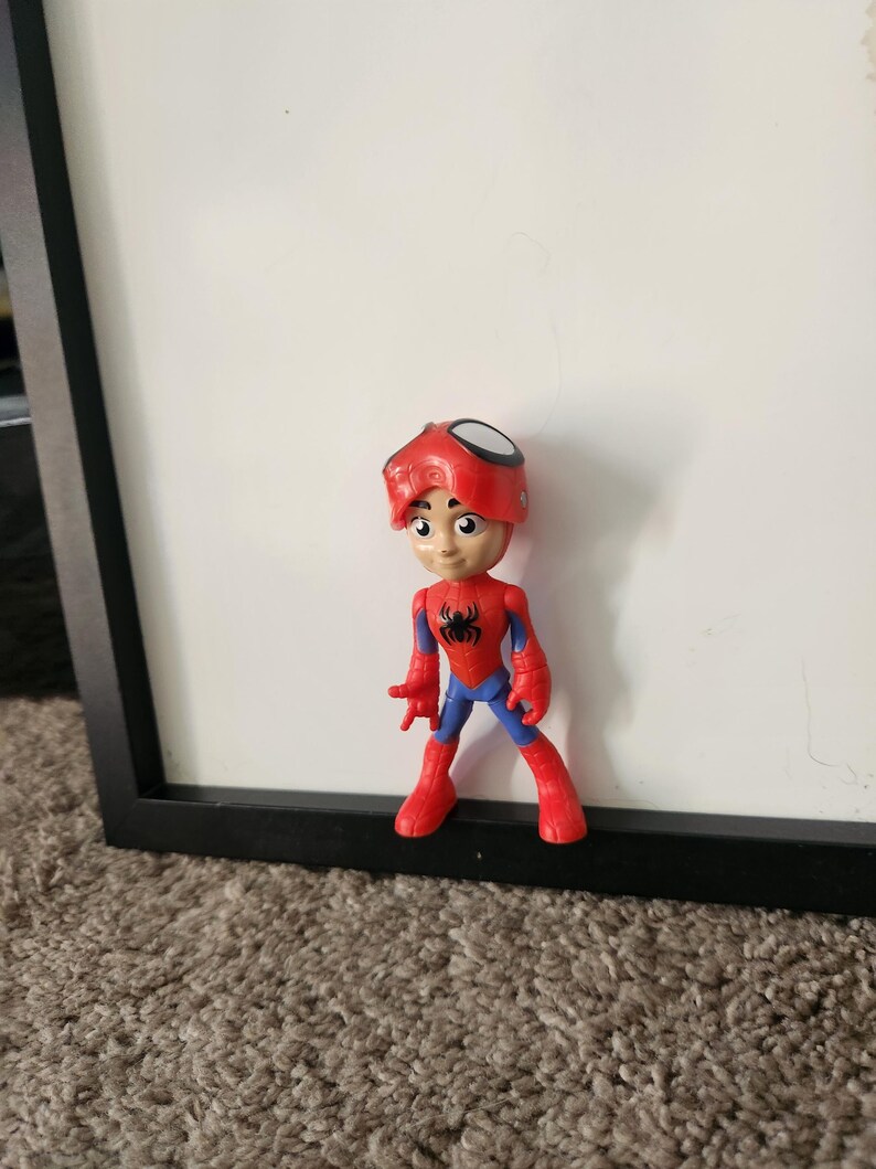 MARVEL 4” Spidey and His Amazing Friends Spidey Squeeze Legs to Reveal ...