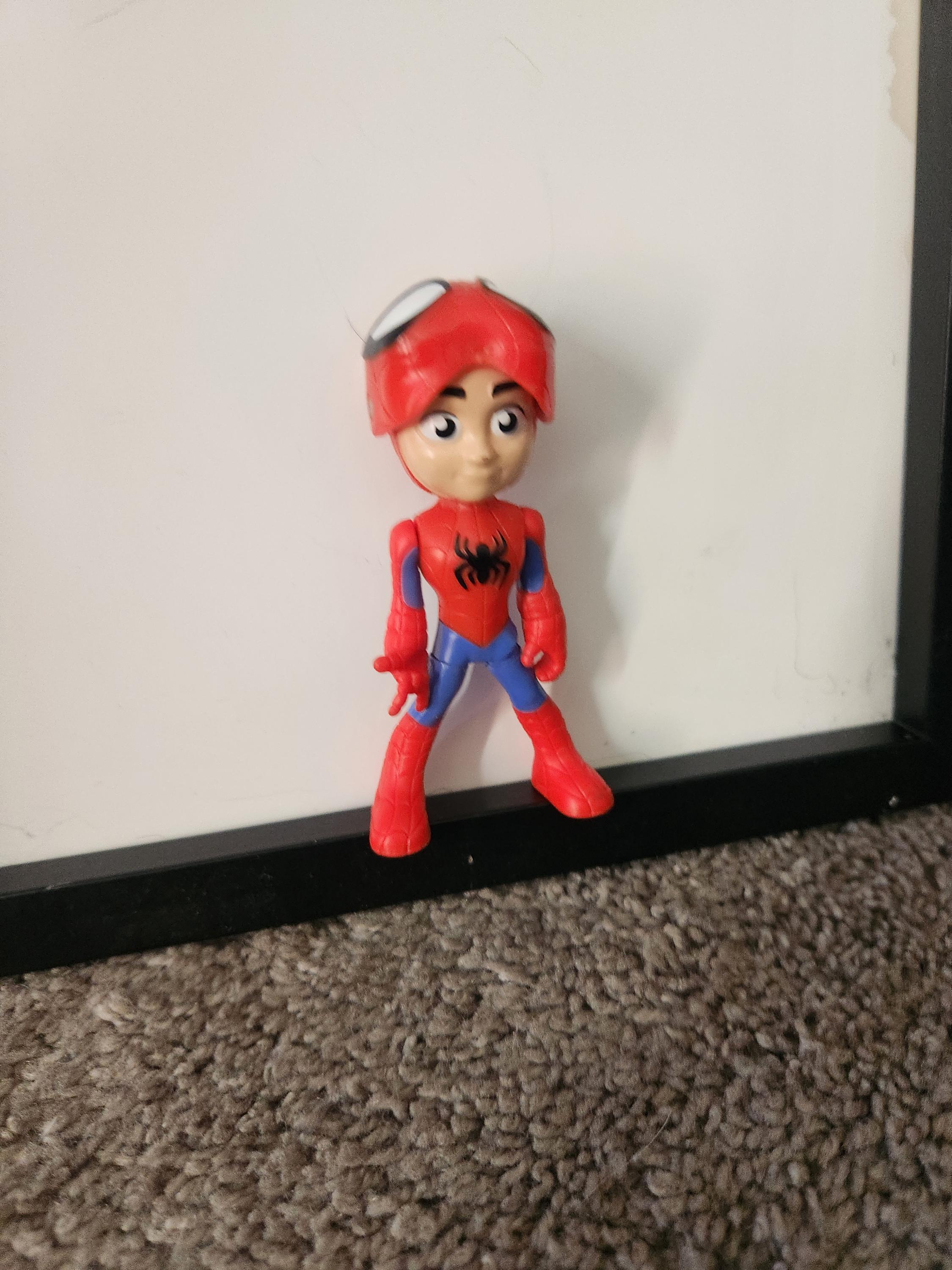 MARVEL 4” Spidey and His Amazing Friends Spidey Squeeze Legs to Reveal ...