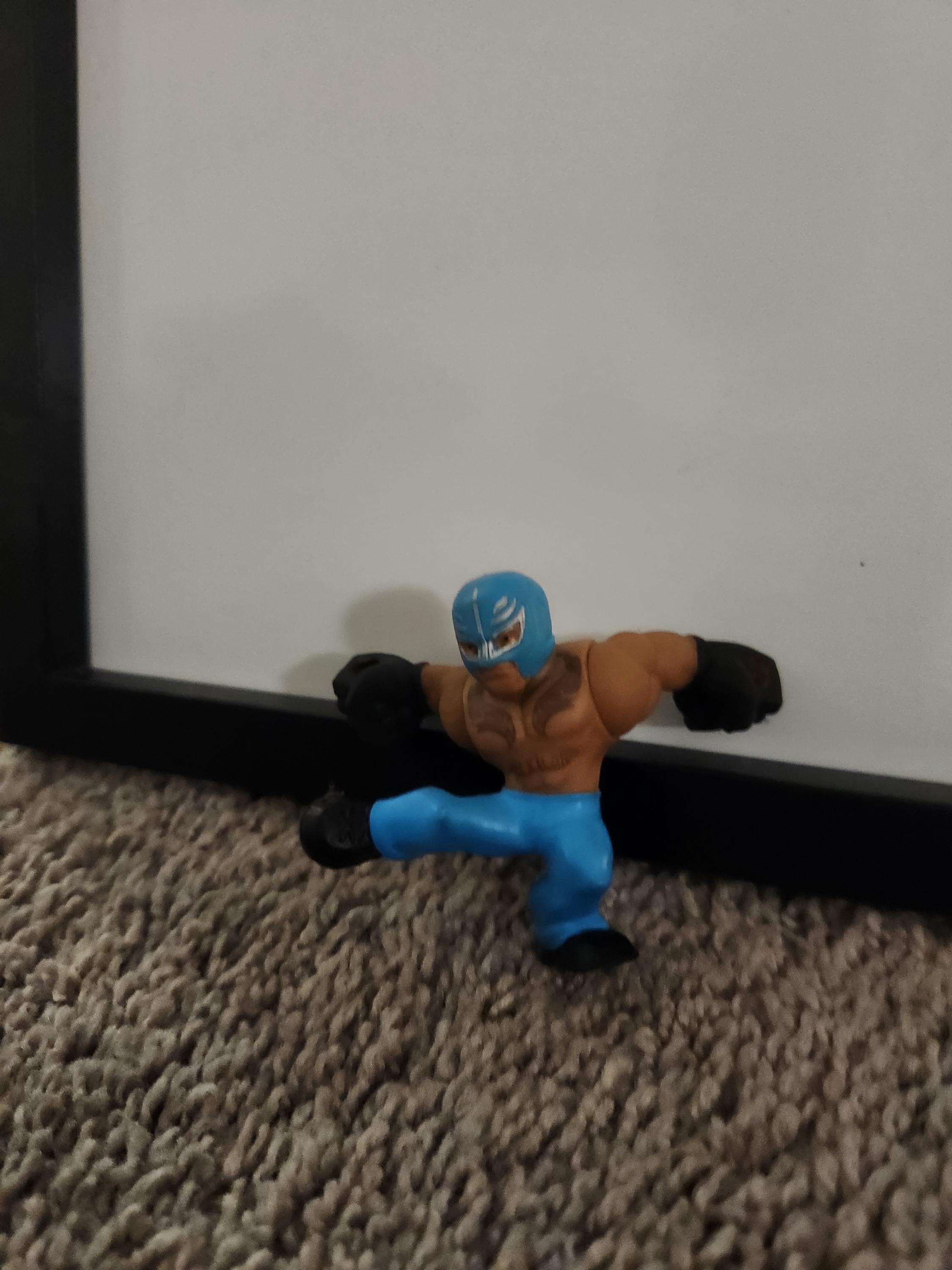 WWE Slam City REY MYSTERIO 2013 Ray Wwe Wrestling Mini 2" - Brand New ...