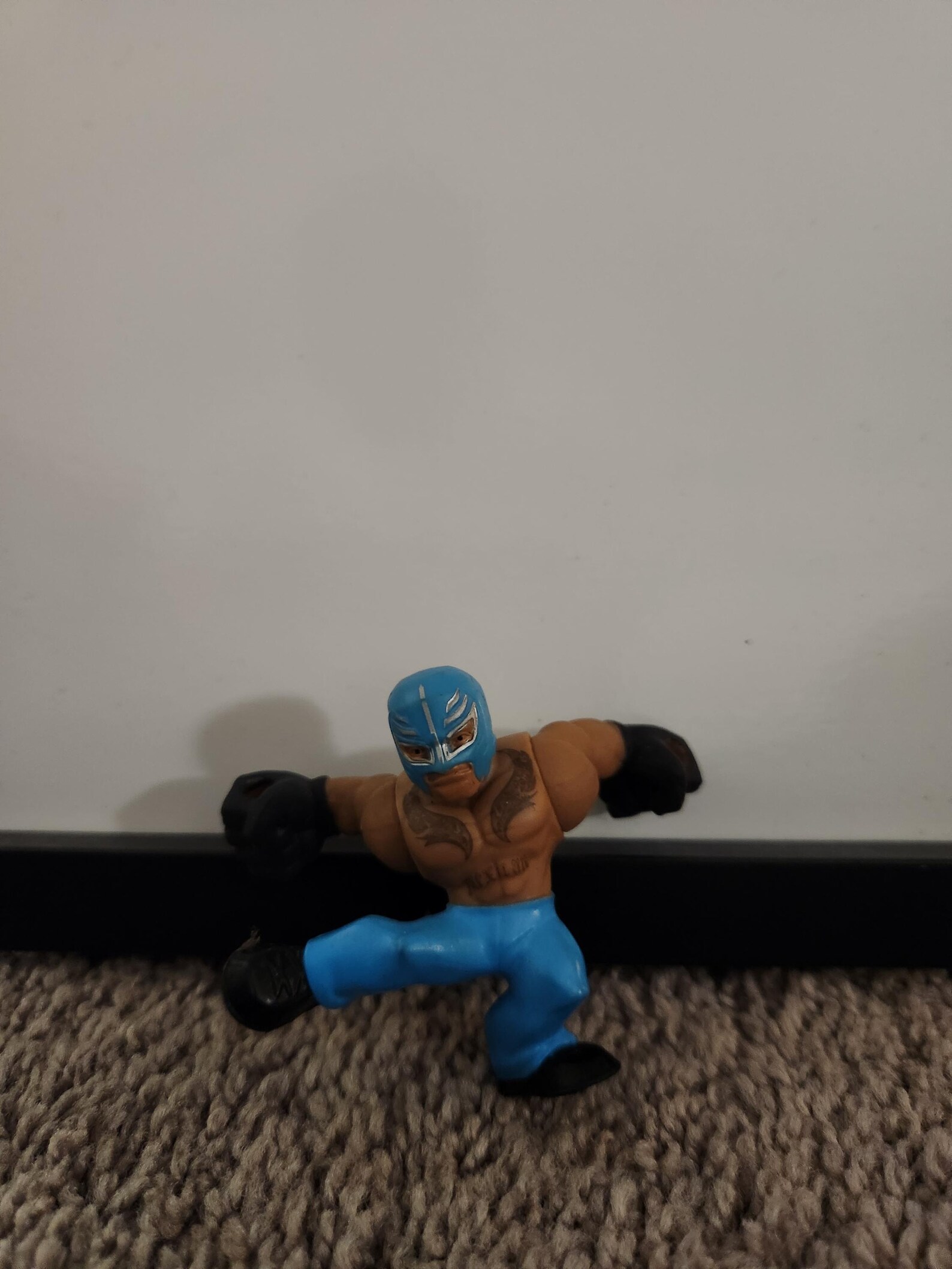 WWE Slam City REY MYSTERIO 2013 Ray Wwe Wrestling Mini 2" - Brand New ...