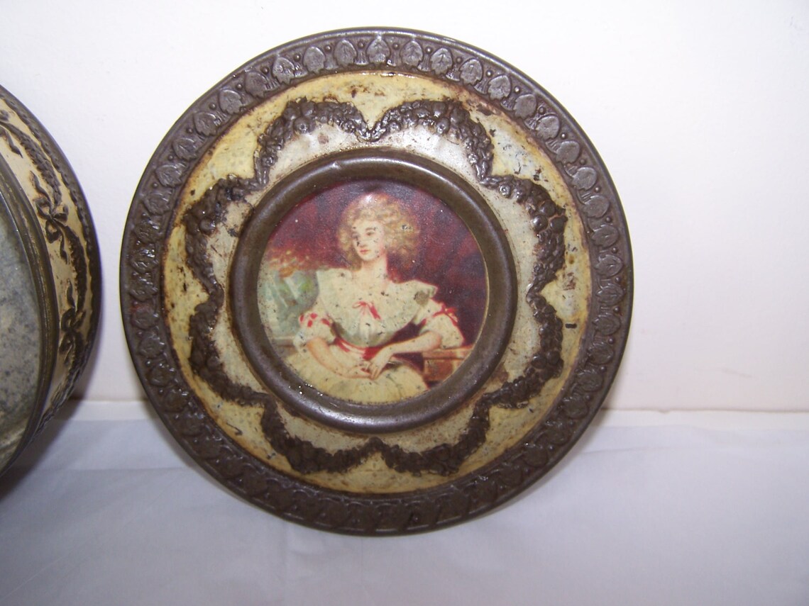 Meltis Limited Tin Chocolate Tin Confectionery Tin Bedford - Etsy España