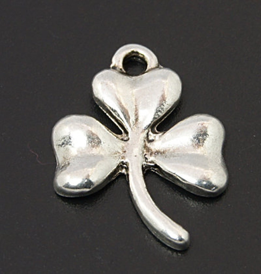 Tibetan Silver 19mm Clover or Shamrock Charms, Set of 5 , Irish Charm ...