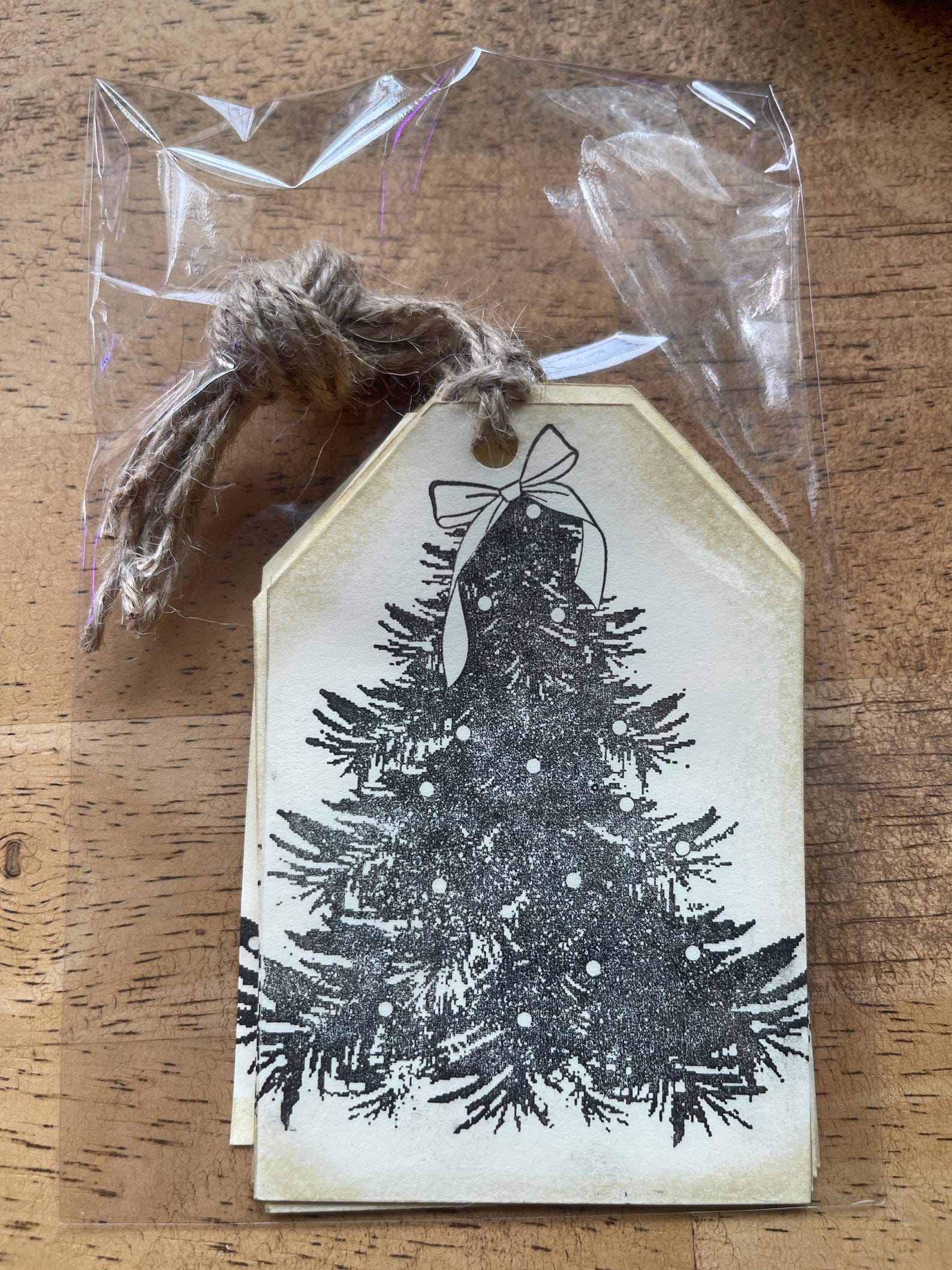 Christmas Tree Gift Tag With Jute. - Etsy