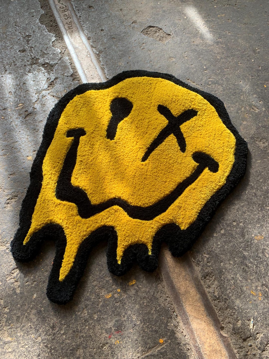 Dripping Smiley Tufting Rug - Etsy