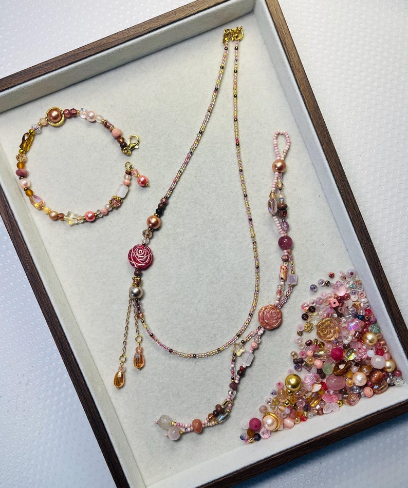 2.0V Dry Rose Theme Glass Bead Soup Mix 1–13mm | Pink Mauve Vintage ...