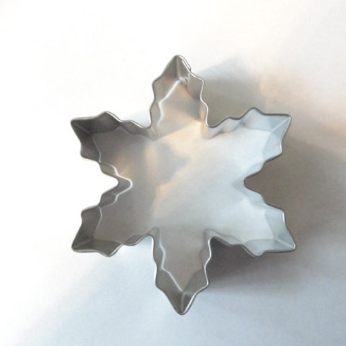 LARGE SNOWFLAKE Metal Cookie Cutter About 5 Inches 1053 - Etsy