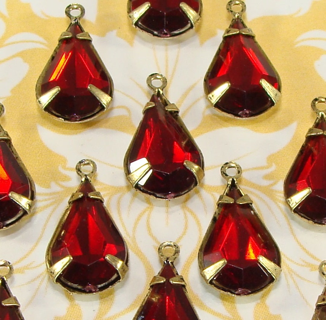 12 Red Teardrop Crystal Rhinestone Ruby Resin Set Stones Faceted Drops ...