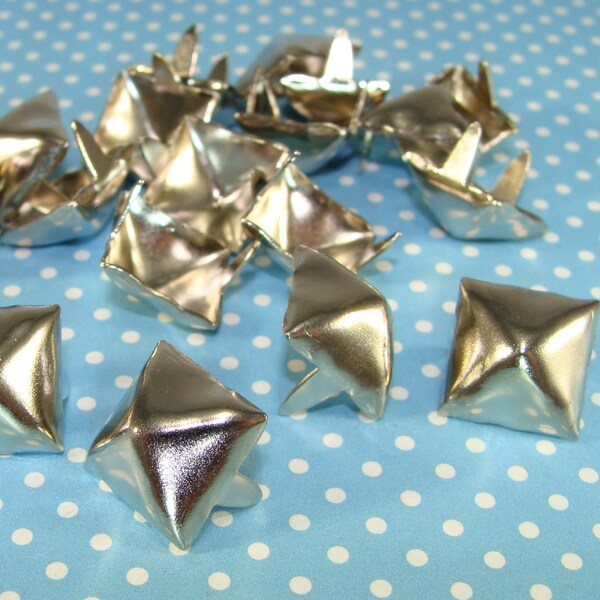 Silver Pyramid Studs - Etsy