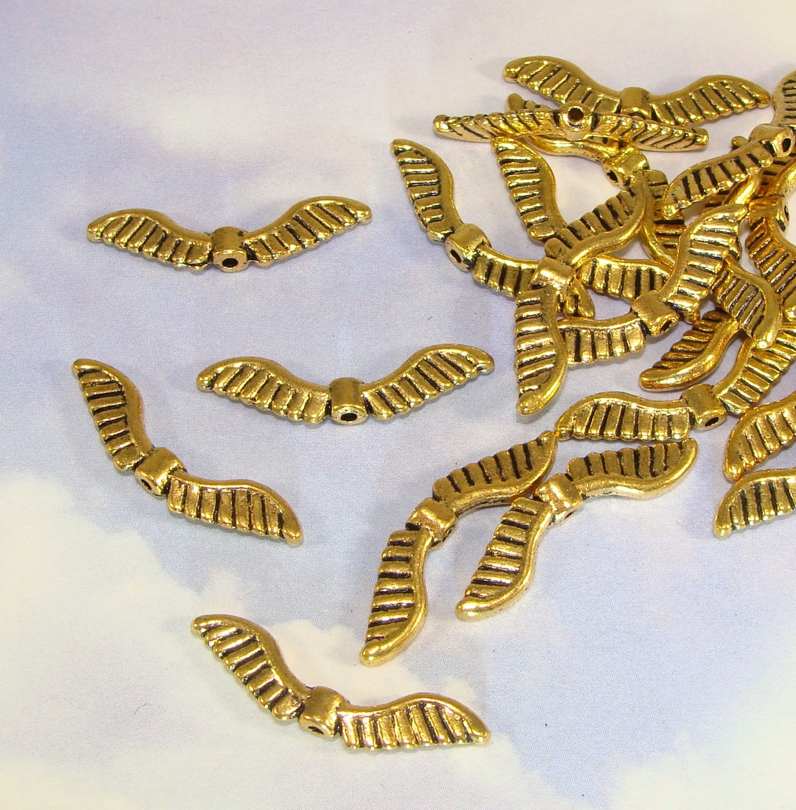 20 Wing Beads Gold 27mm Hawk 41110 Bulk Beads Charms Angel | Etsy