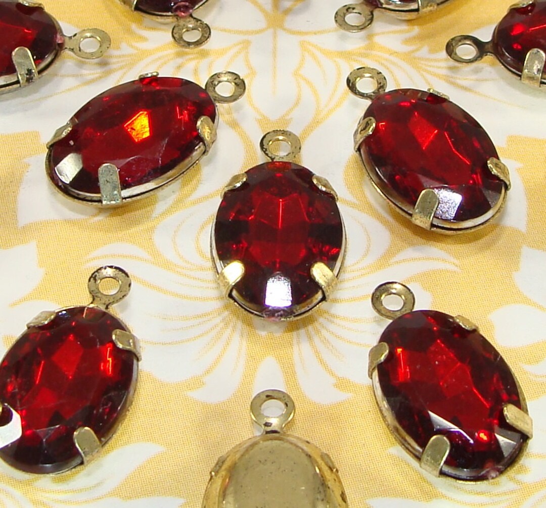 12 Red Rhinestone Crystal Resin Set Stones Ruby 14mm X 10mm Oval Drops ...