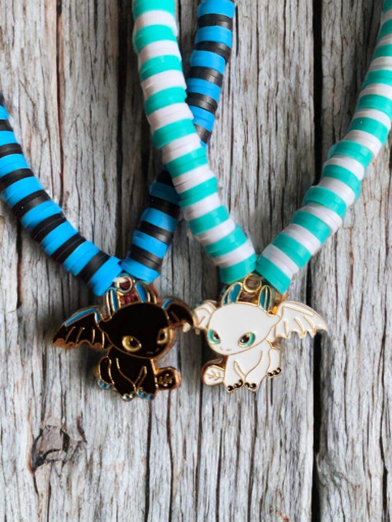 Night Fury / Light Fury Dragon Heishi Bracelets - Etsy