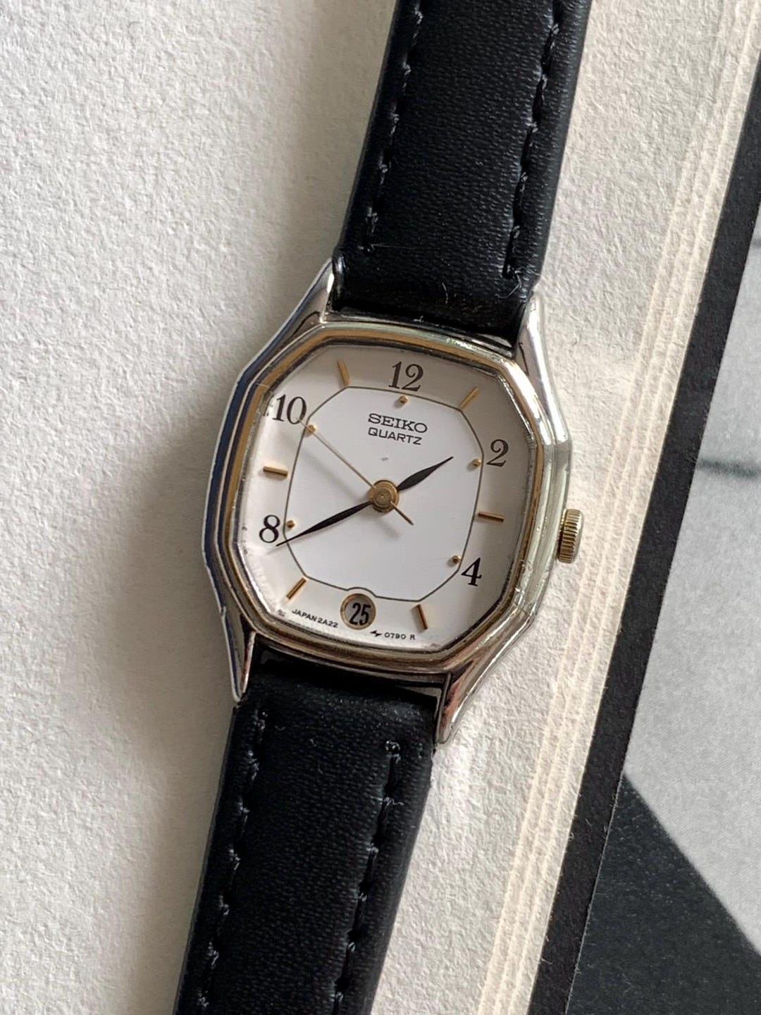 Vintage SEIKO JAPAN MADE Quartz Watch - Etsy
