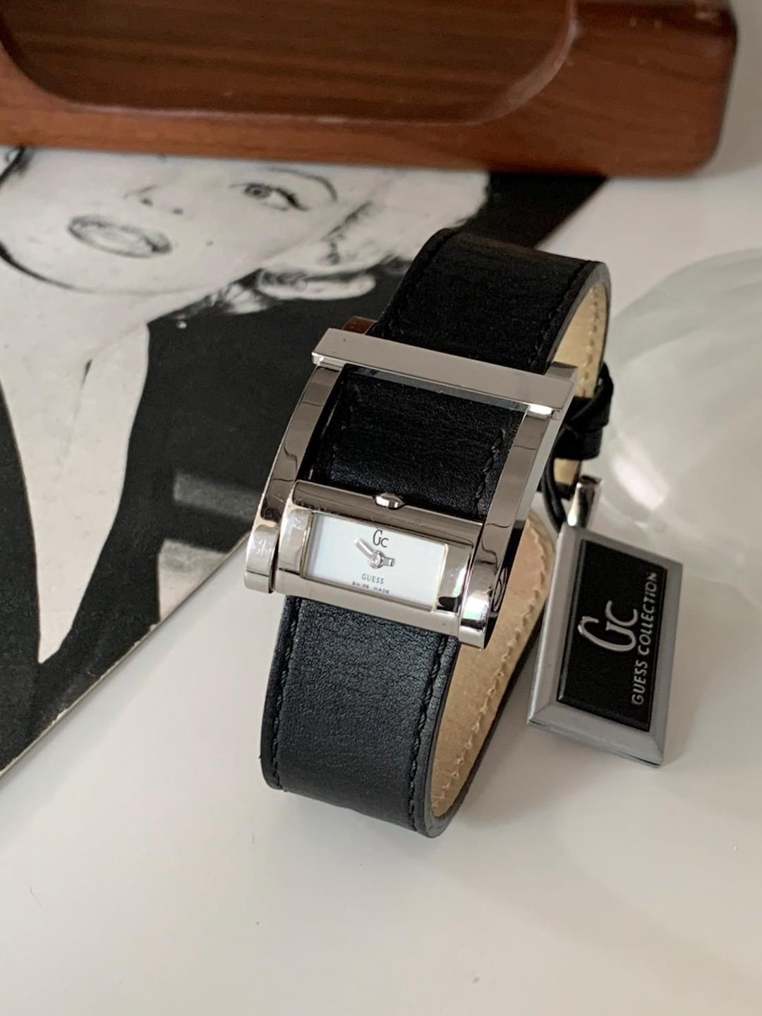 Vintage GUESS Swiss Watch Space Design Silver Tone, Swiss Made ,quartz ...