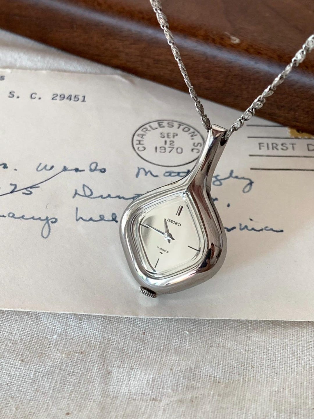 RARE Vintage SEIKO Silvertone Pendant Watch With Chain Necklace, 17 ...