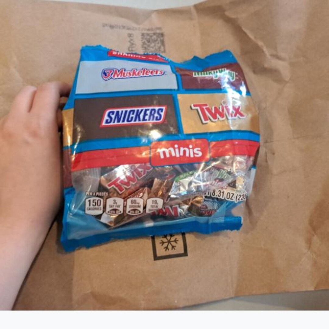 Snickers, Twix, Milky Way & 3 Musketeers Minis Milk Chocolate Candy ...