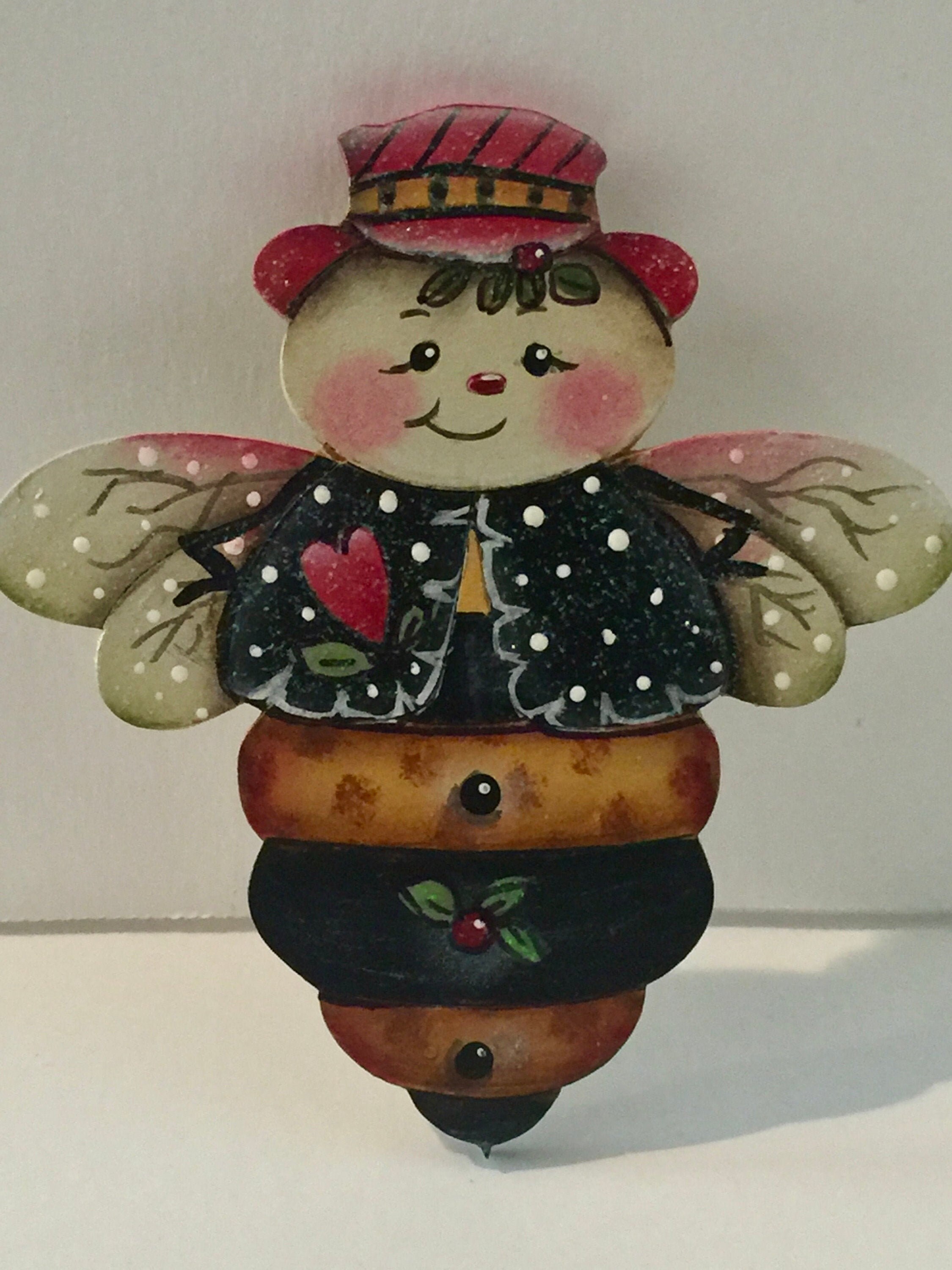 Spring Bee Magnet bees refrigerator magnet springtime | Etsy