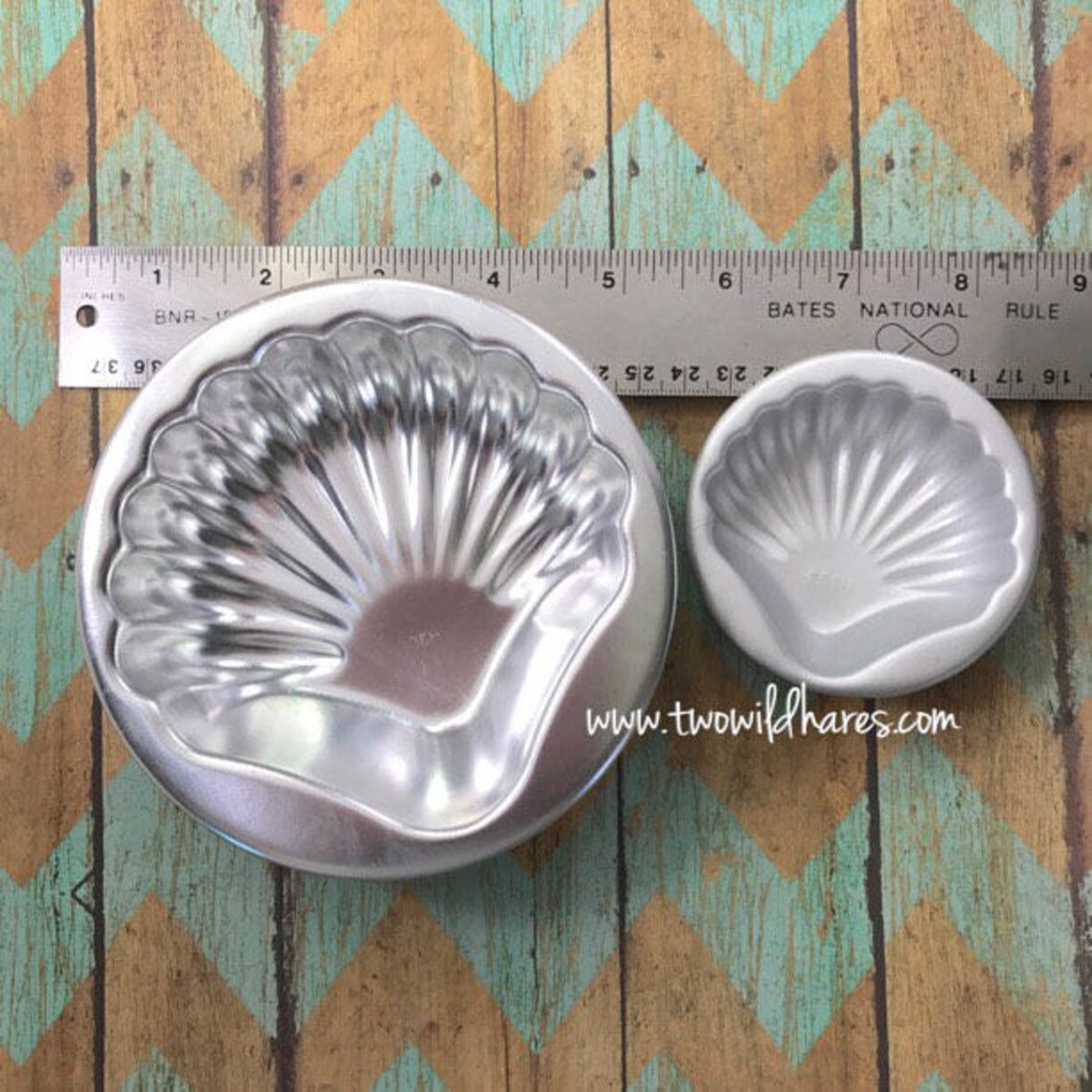 CLAMSHELL Bath Bomb & Baking Mold Set, Large (4") and Small ( 2 1/4 ...