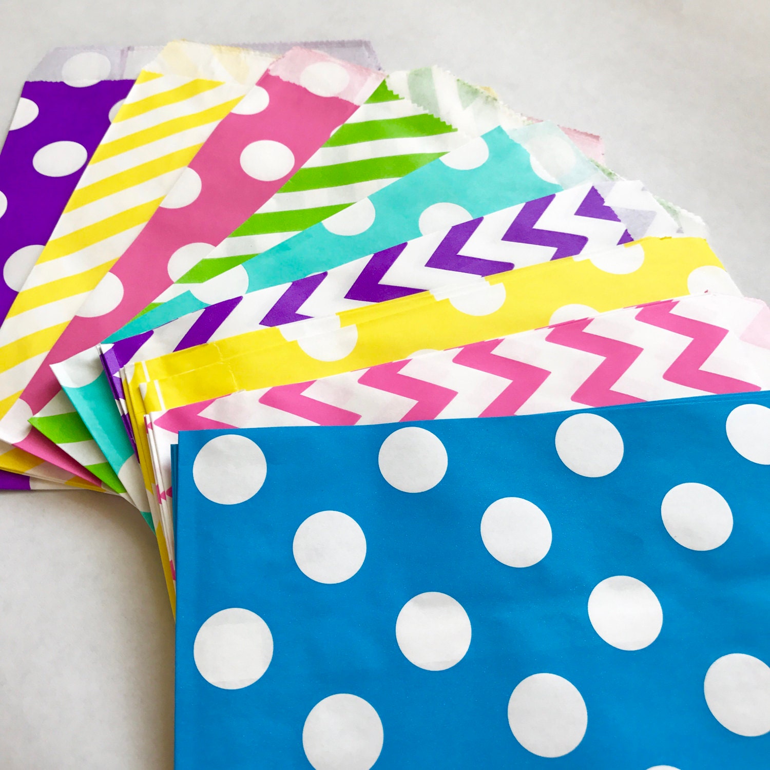 25- ASSORTED 3x5 Paper Bags, Packaging, Gifting, Party Favors, Two Wild ...