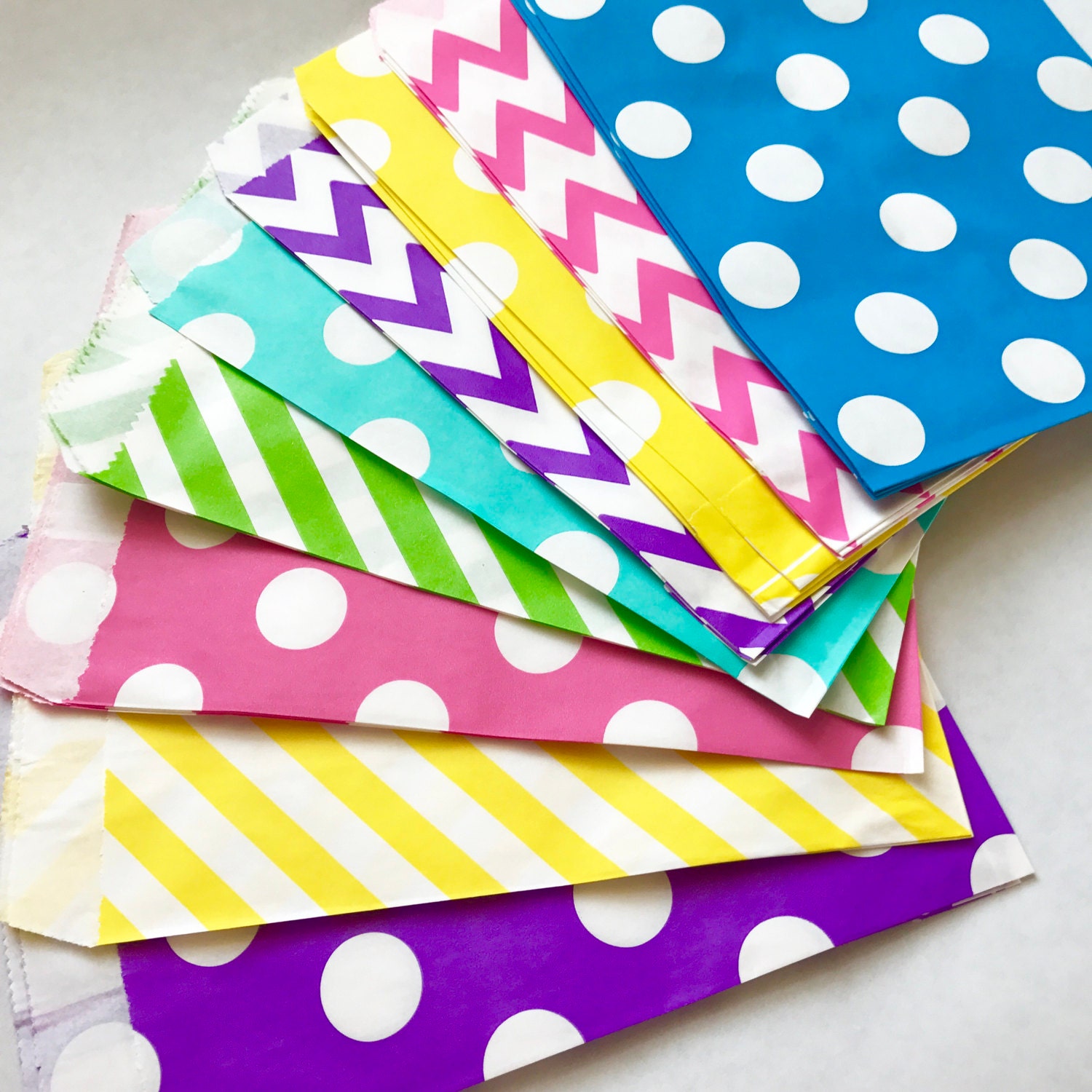 25- ASSORTED 3x5 Paper Bags, Packaging, Gifting, Party Favors, Two Wild ...