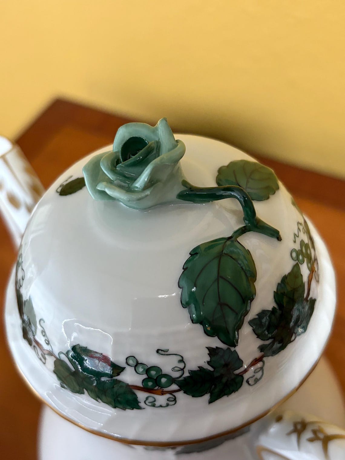 Herend Green Grape & Leaf Vine Tea Service for Six People in Porcelain ...