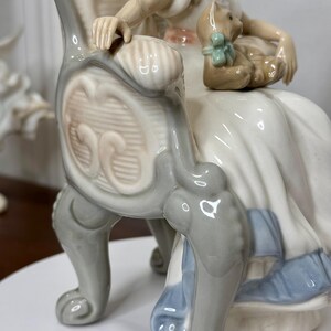 Tengra Porcelain Seated Woman Figurine With Dog - Etsy