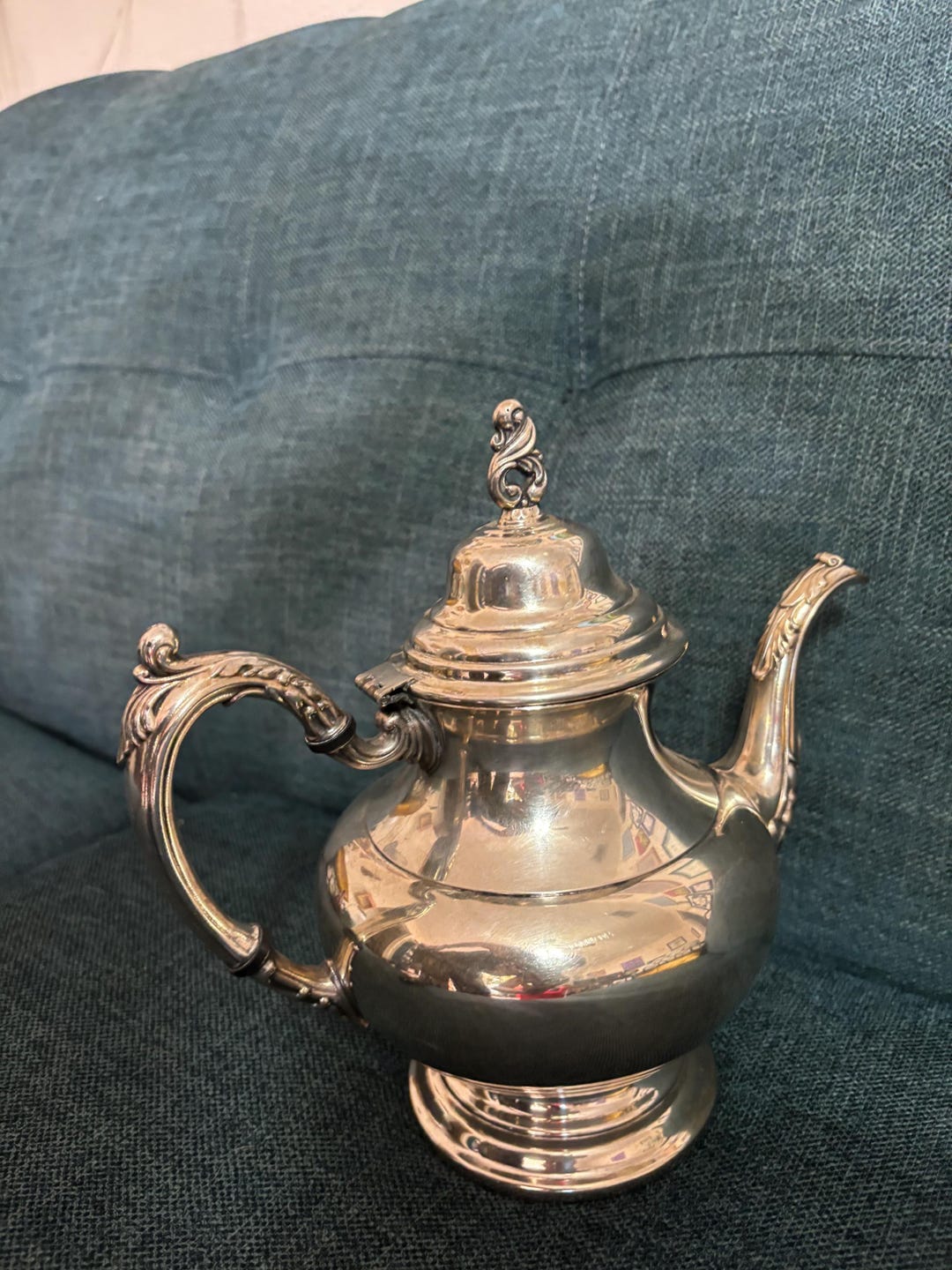 Vintage Oneida USA Silverplate Teapot - Etsy
