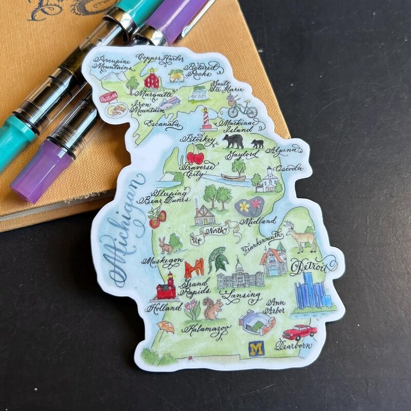 DesignsByRobynLove - Etsy