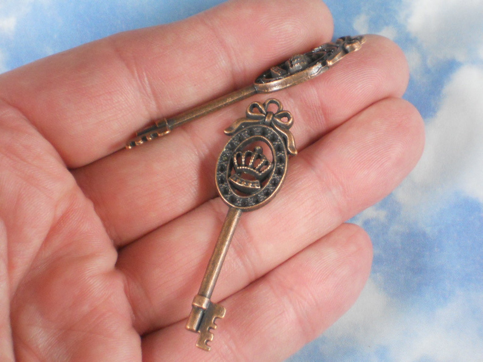 20 Princess Crown Ribbon Keys 57mm Skeleton Charm Pendants - Etsy