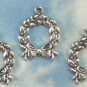 Bulk 25 Wreath Charms Antique Tibetan Silver Tone 2 Sided 3D Holiday ...