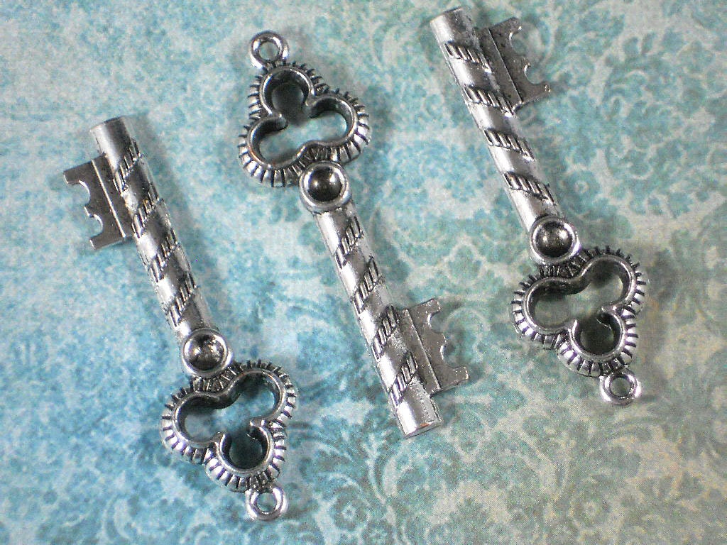 BuLK 15 Keys Fancy Silver Tone Clover 2 Long Skeleton | Etsy