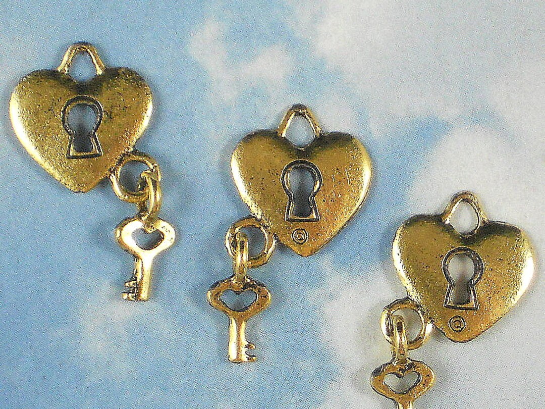 6 Gold Key & Heart Lock Antique Golden Charm Set Great for Invitations ...