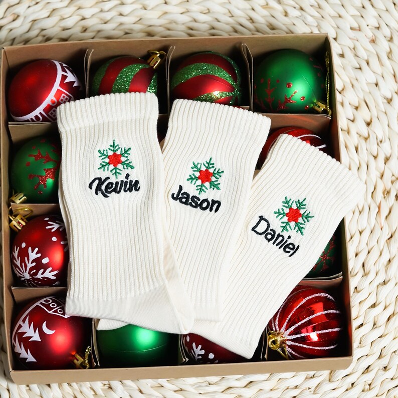 Custom Name Christmas Socks, Embroidery Snowflake Unisex Cotton Socks ...