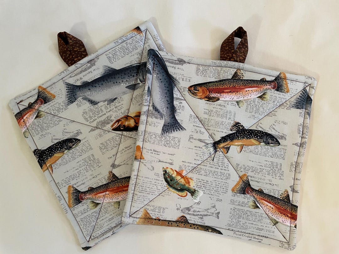 Set of 2 Fish Themed Potholders - Etsy