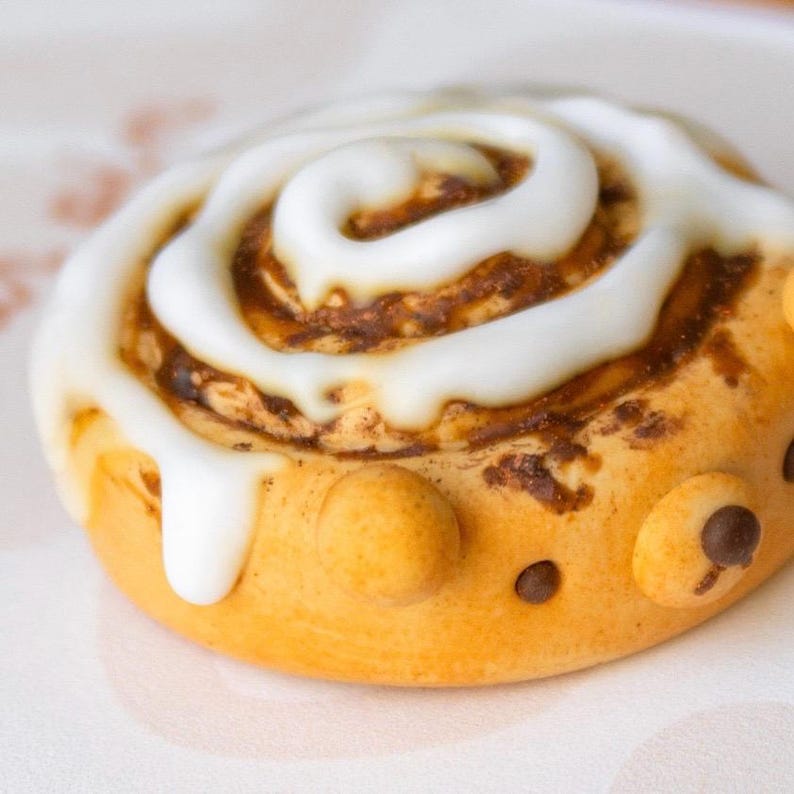 Cinnamon Roll Bear Pin: Kawaii Clay Food Brooch - Etsy