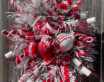 Peppermint Swag, Pink Christmas Wreath, Christmas Wreath, Christmas ...