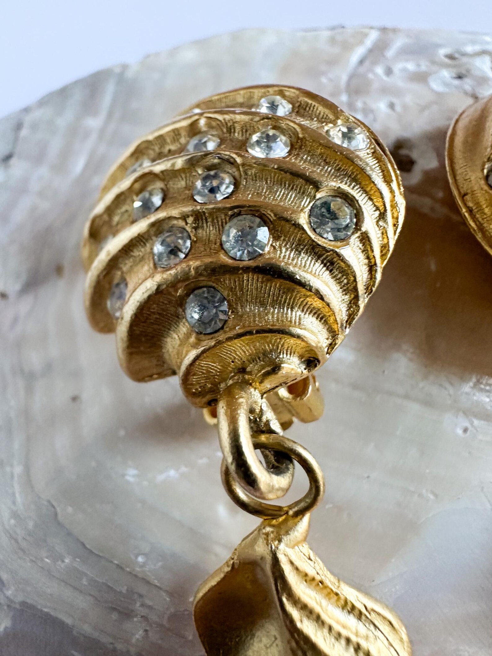 1980s Norma Jean Matte Gold Dangle Shell Clip on Earrings - Etsy