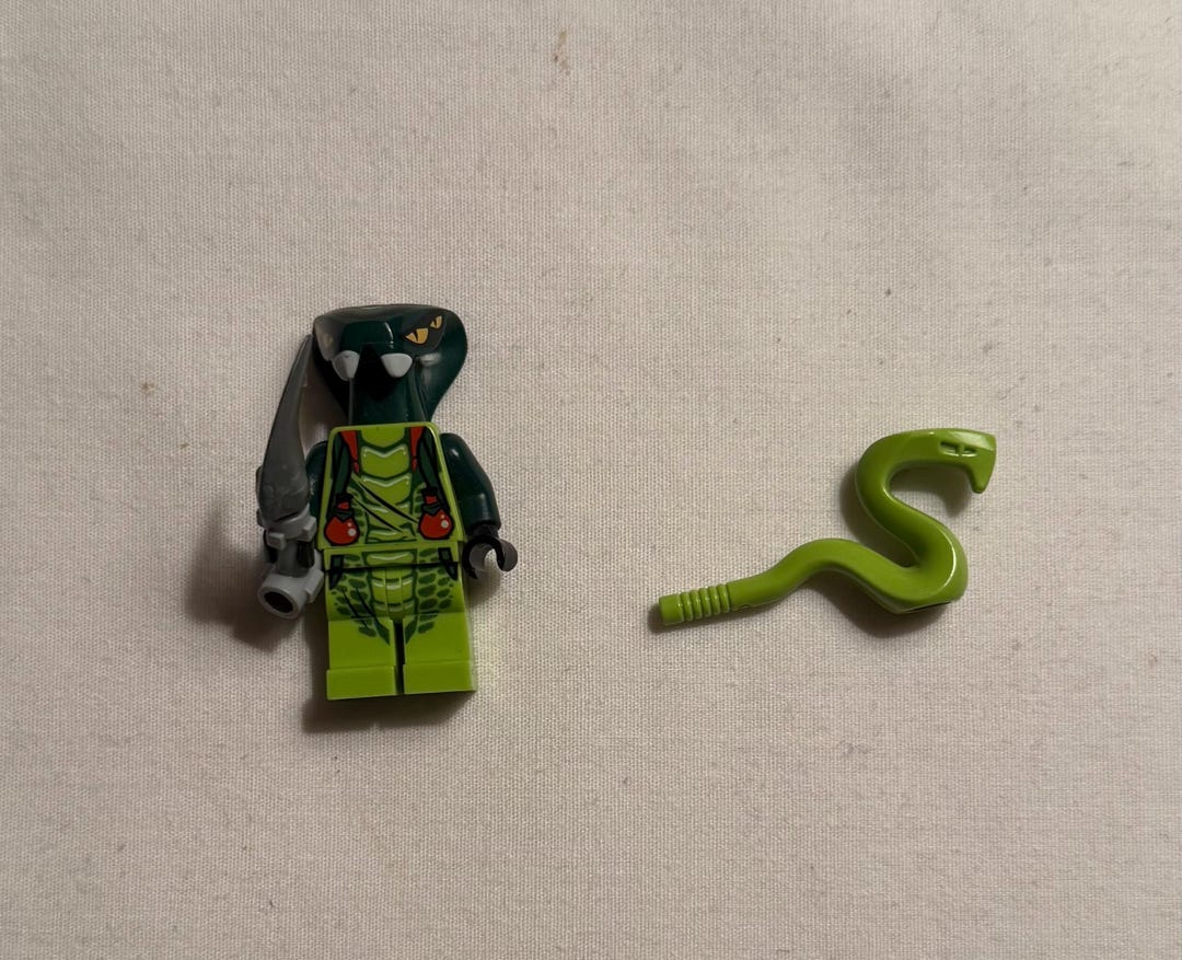 LEGO® Ninjago Spitta Minifigure - FREE US Shipping - Etsy
