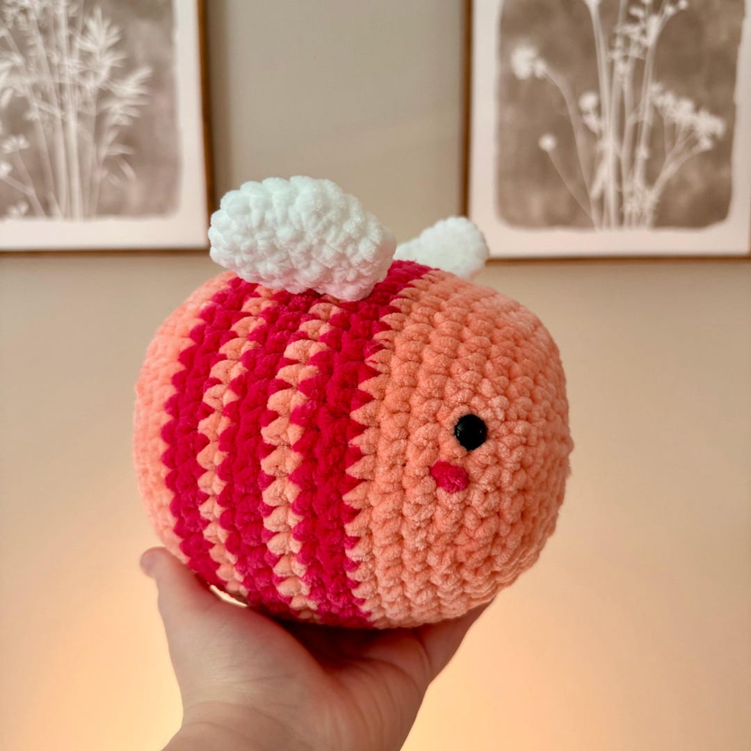 Jumbo Crochet Bee - Etsy