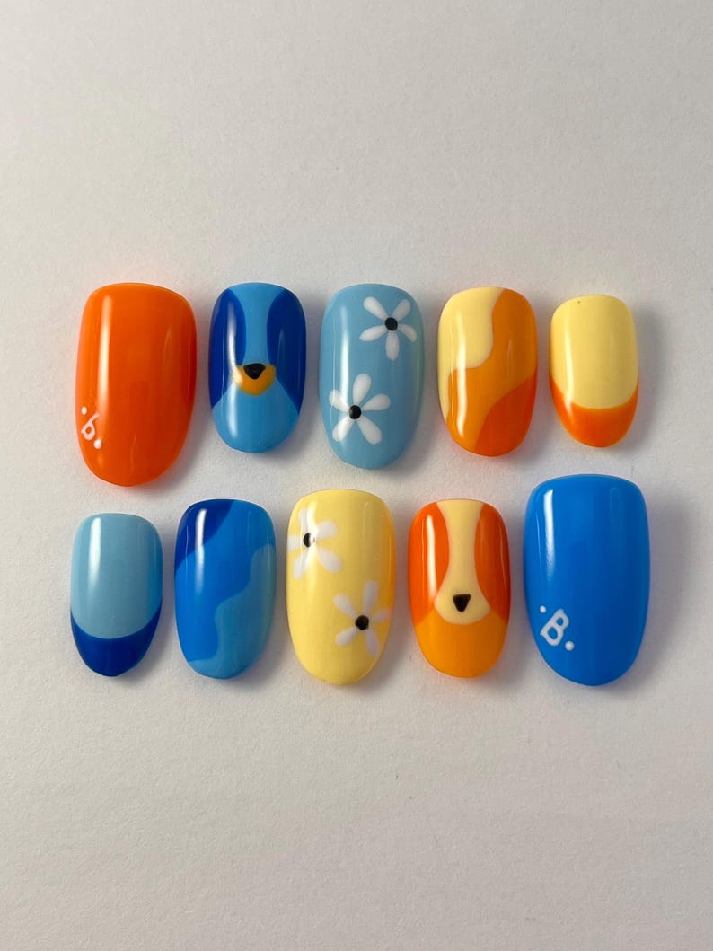 Bingo & Bluey Character Nails - Etsy