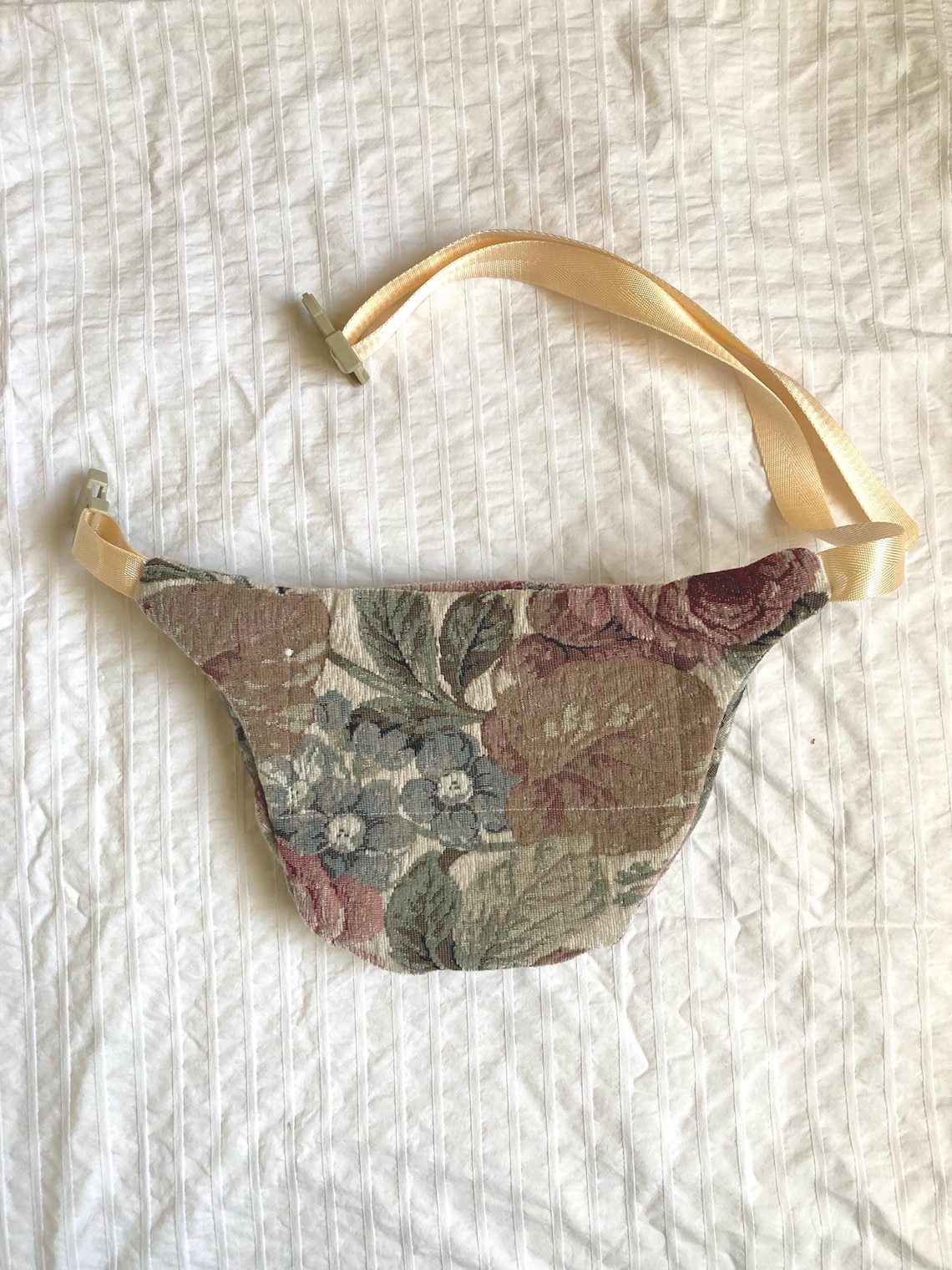 Floral Tapestry Belt Bag (made to Order) - Etsy