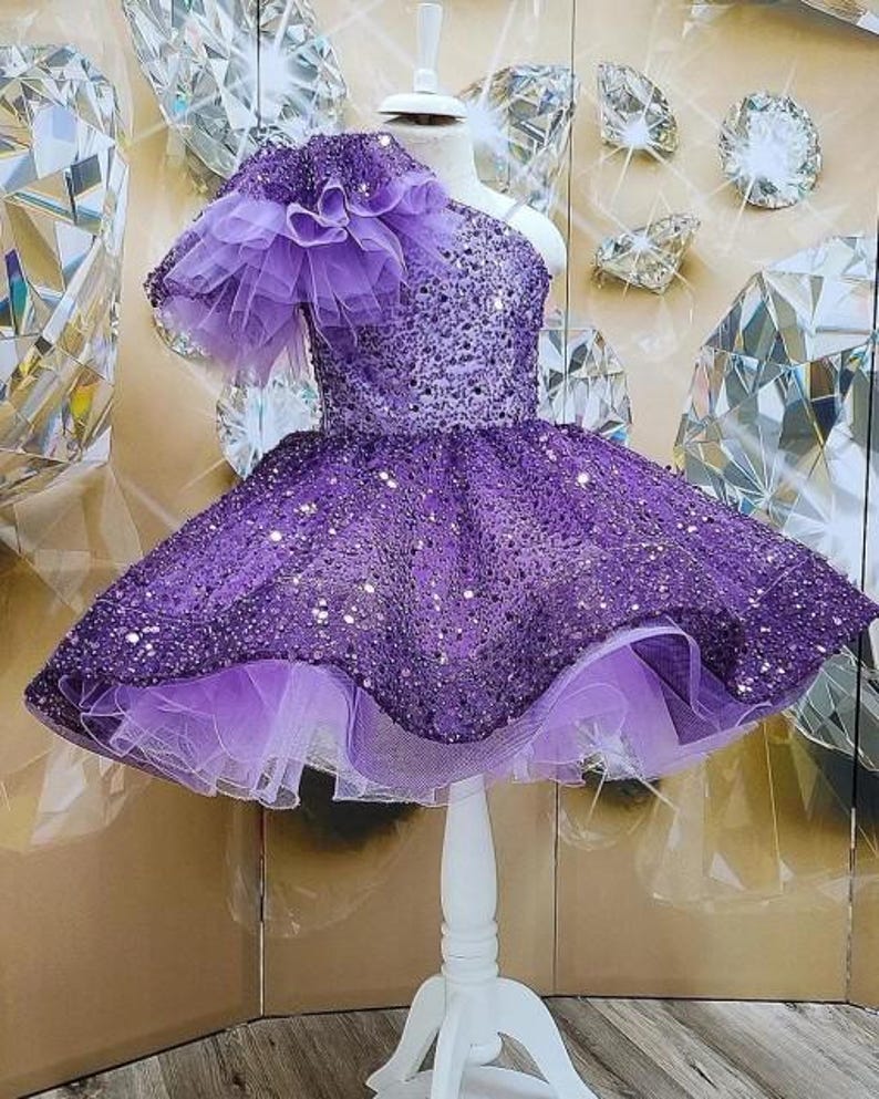 A Very Beautiful Short and Fluffy Dress Embroidered With Beads and ...