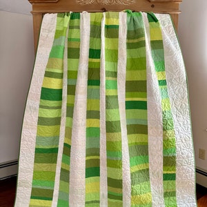 Quilt on SALE Handmade Green Stacks Modern Patchwork Quilt - Etsy