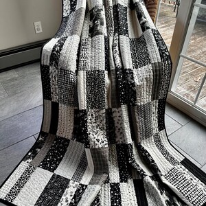 Quilt on SALE Ruby Star Achroma Koby Patchwork Quilt Full - Etsy