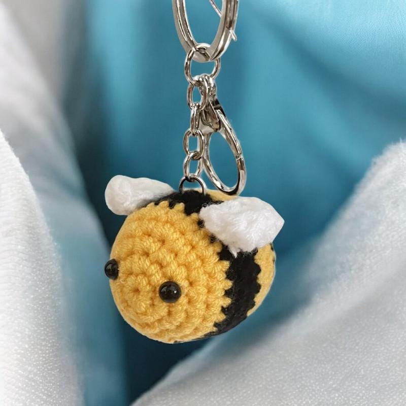 Crochet Bee Keychain - Etsy