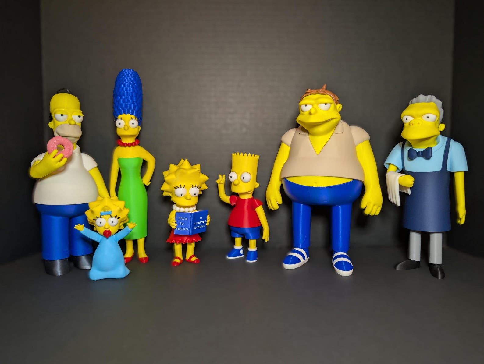 Lisa Simpson Figure | Simpsons Collectible With Book – Standard or ...