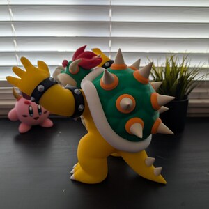 Bowser Display Figure King of the Koopas Collectible, 10.5 Tall ...