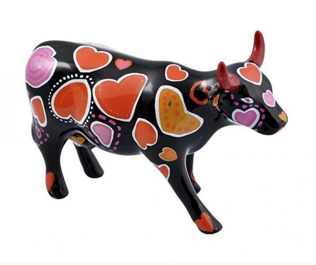 Cow Parade - Small Cow-ween of Hearts Figurine - Etsy