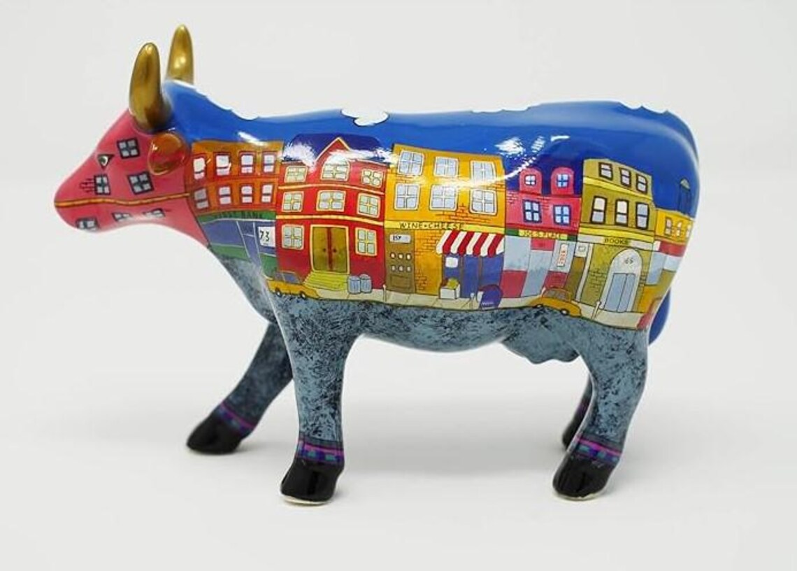 Cow Parade - Small A Moo York Cow Figurine - Etsy